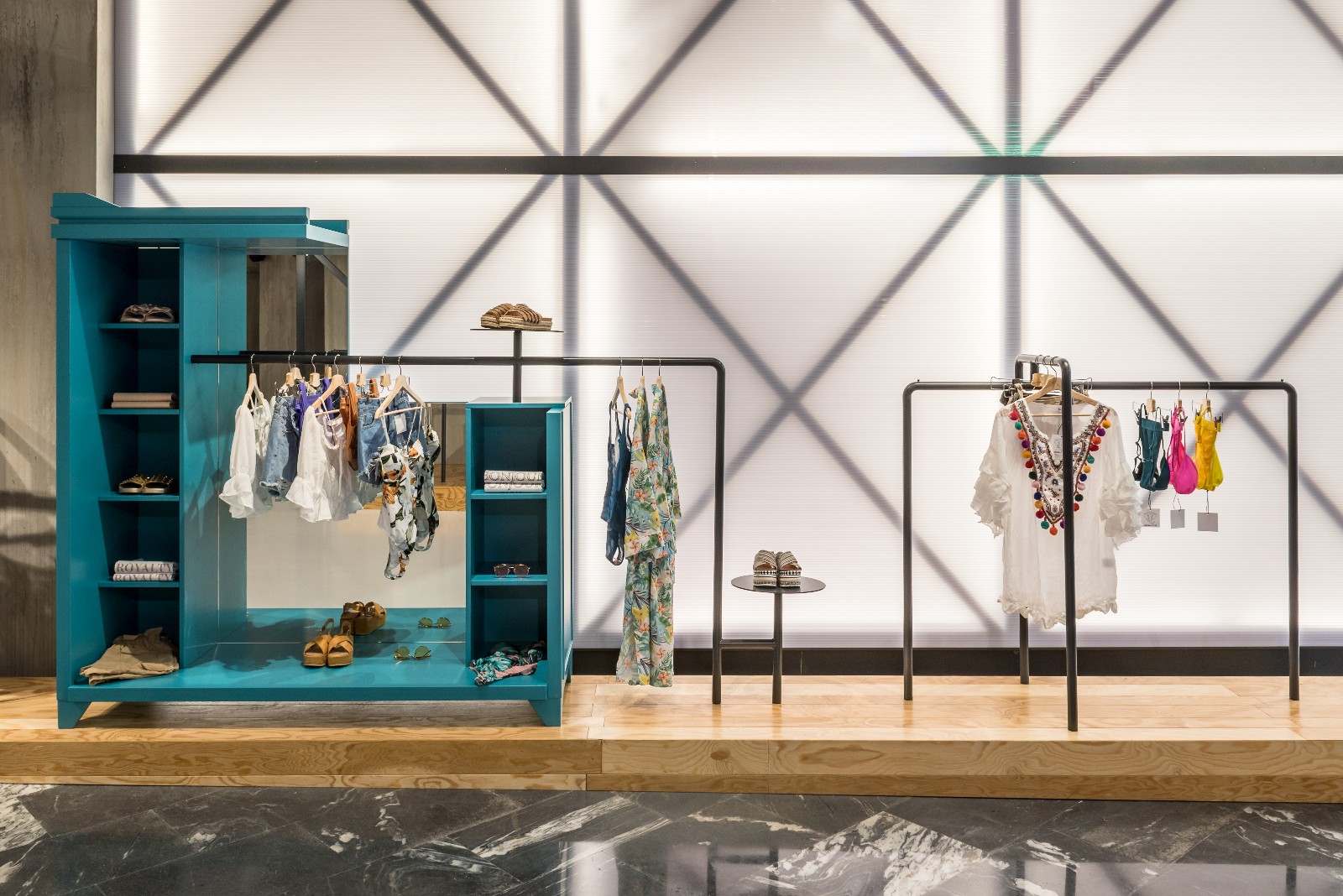 希腊JUDAH CLUB概念店 | Petros Fragopoulos-建E网设计案例