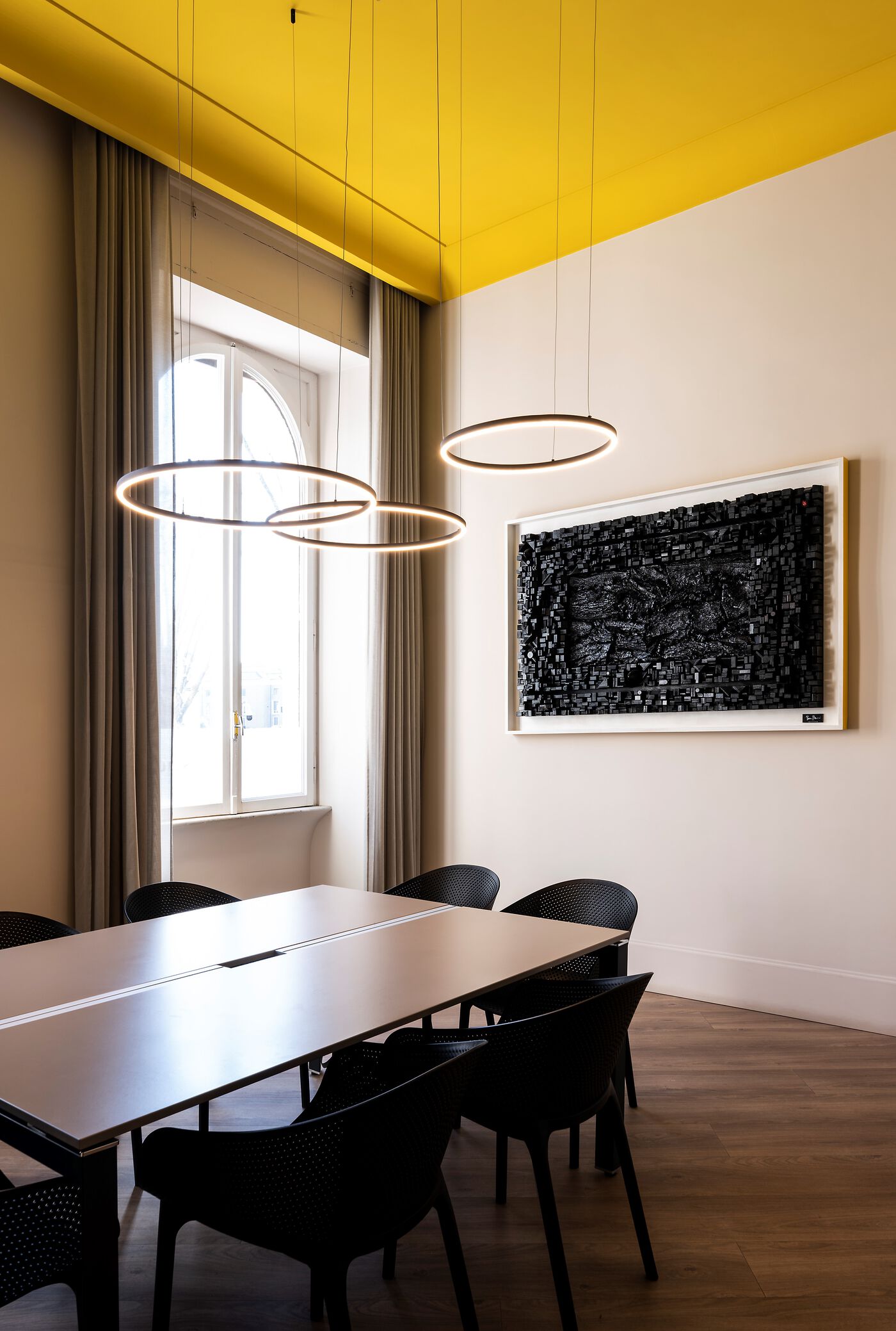 ISay_DigitalAgency 不同于传统的开放办公空间-建E网设计案例