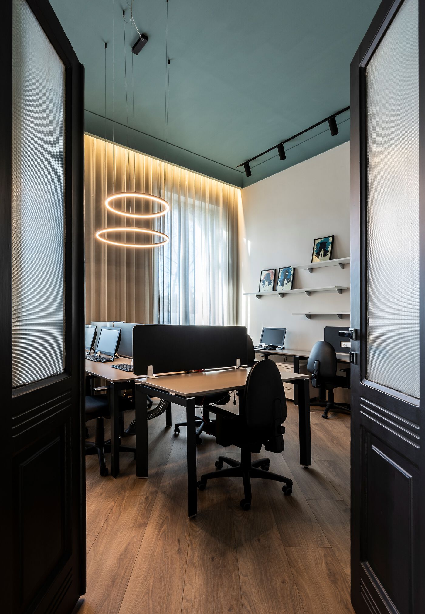 ISay_DigitalAgency 不同于传统的开放办公空间-建E网设计案例