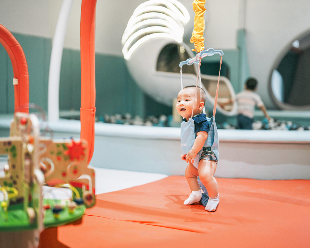 纽约 Funzy Play Family Club | P A L Design-建e网设计案例