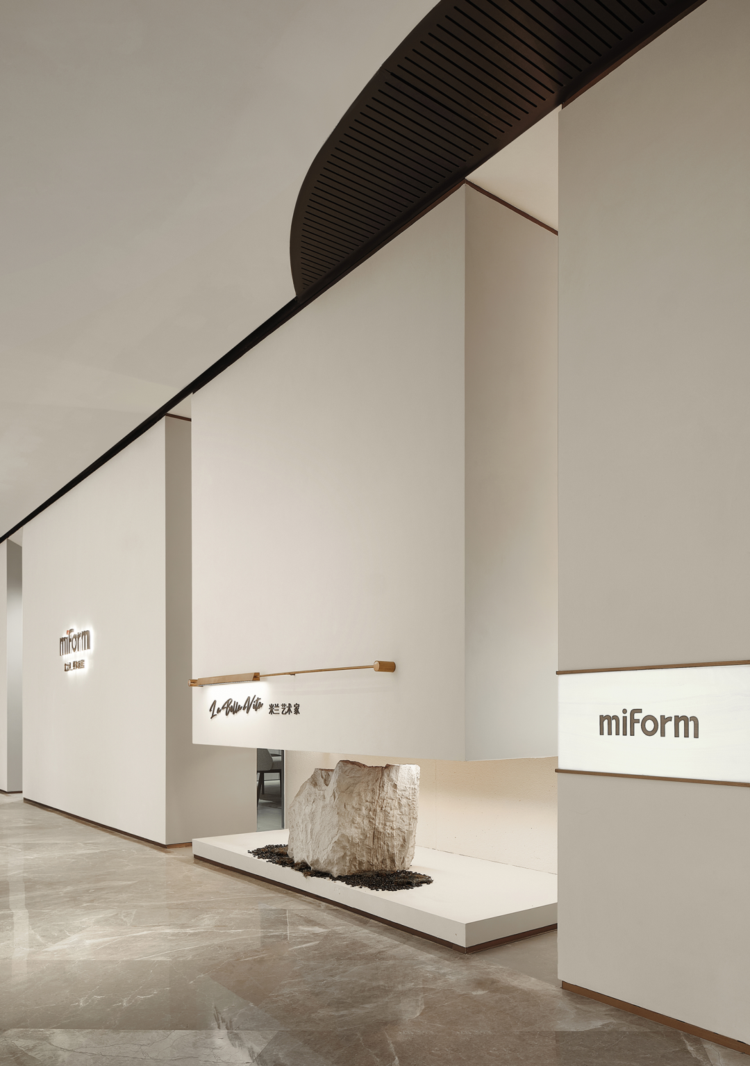 魏士能丨546㎡意大利miform广州旗舰店 -建E网设计案例